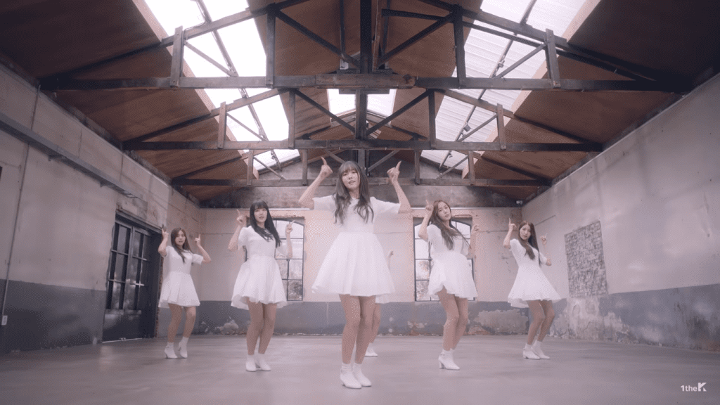 WATCH: GFRIEND Returns With "Summer Rain" Music Video - What The Kpop